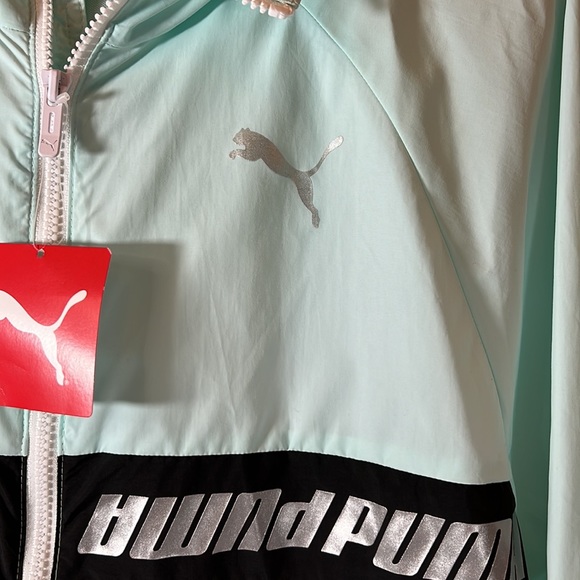 Puma | Jackets & Coats | Puma Lightweight Windbreaker Jacket Hood Full ...